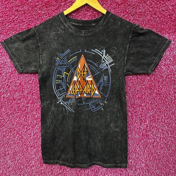 Def Leppard | Shirts | Def Leppard Spellout Hysteria Glam Metal Rock ...